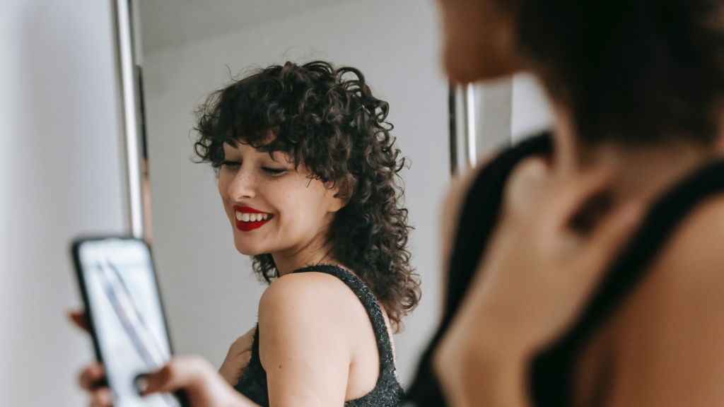 What Are the Benefits of a Positive Self - Image? - JudiMoreo.com